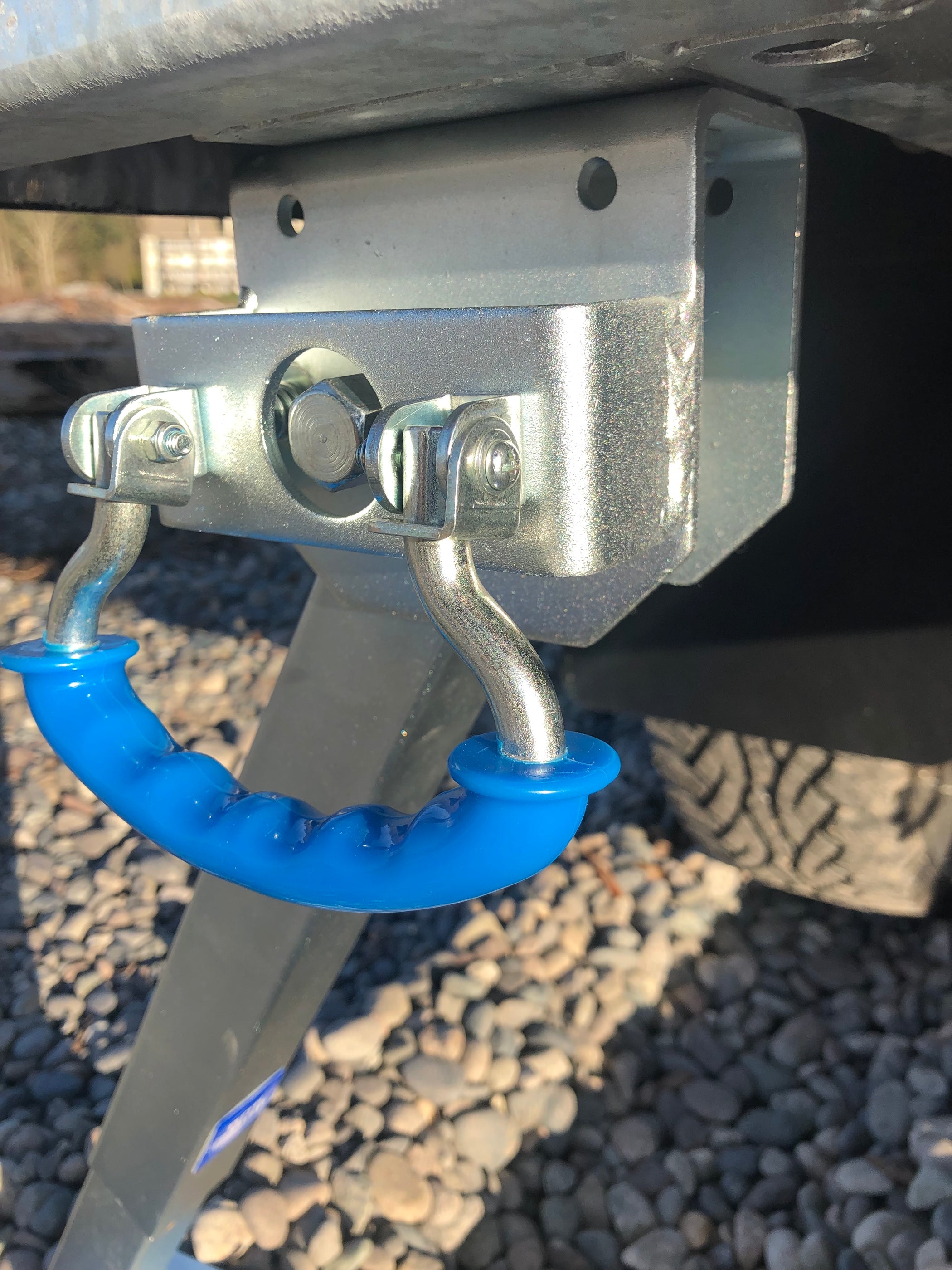 Drop Down Corner Steadies — Bushranger Trailer Gear