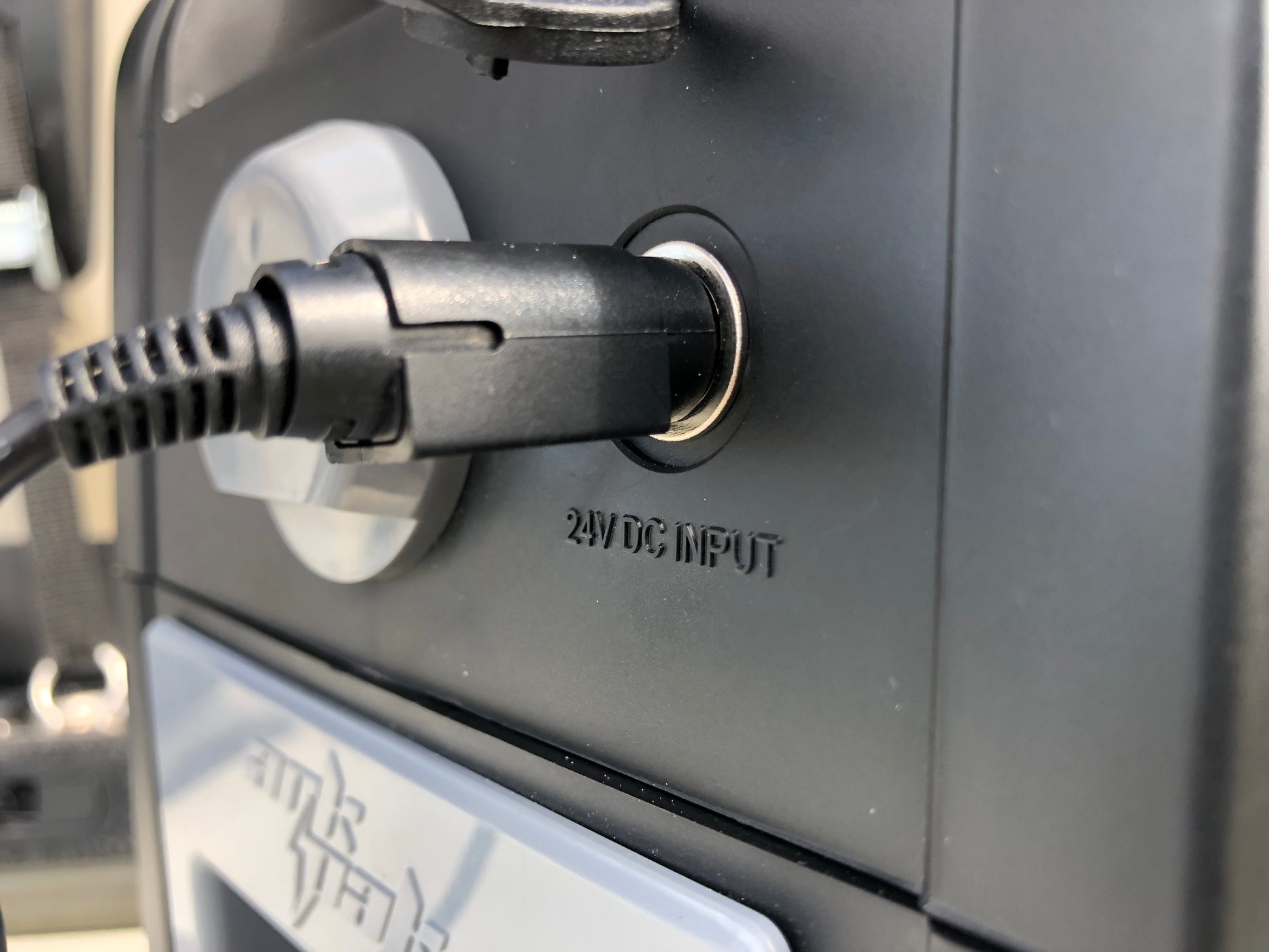 ArkPak 715 Portable Battery Box — Bushranger Trailer Gear